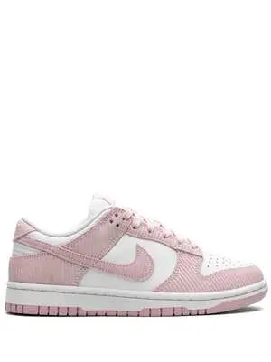 Nike Dunk Low Sneakers - Pink