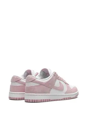 Nike Dunk Low Sneakers - Pink