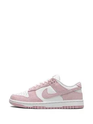 Nike Dunk Low Sneakers - Pink