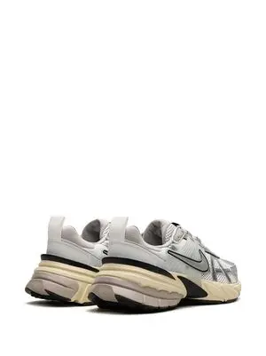 Nike V2k Run Sneakers - White