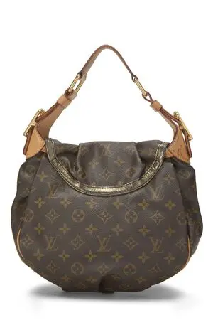 LOUIS VUITTON Monogram Canvas Kalahari