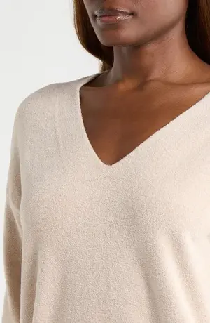 Barefoot Dreams High-low Hem V-neck Pullover Sweater - Stone