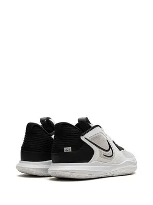 Nike Kyrie 5 Low Sneakers - White
