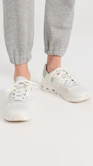On Cloudrift Sneakers