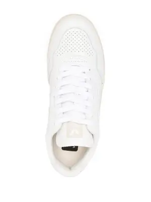 VEJA V-90 Low-top Sneakers - White
