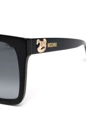 Moschino Oversized Sunglasses