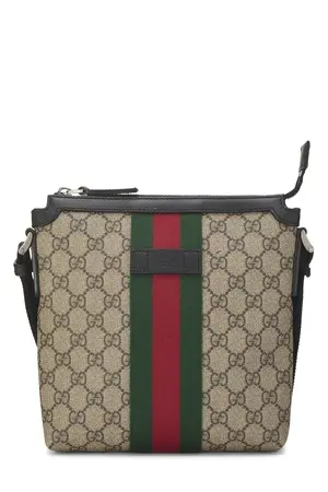 Gucci Gg Supreme Canvas Web Flat Messenger Bag - Black