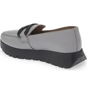 WONDERS Lug Sole Loafer - Grey Tumbled Leather