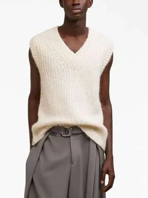 Ami Ribbed V-neck Vest