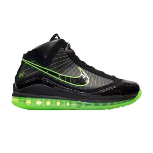 Nike Max Lebron 7 Sneakers
