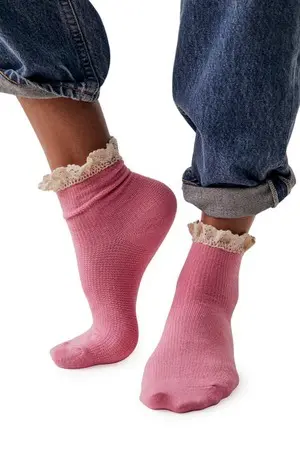 Free People Beloved Waffle Knit Ankle Socks With Lace Trim - Bubblegum