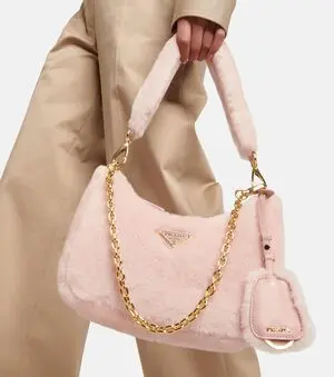 Prada Re-edition 2005 Shearling Shoulder Bag - Pink