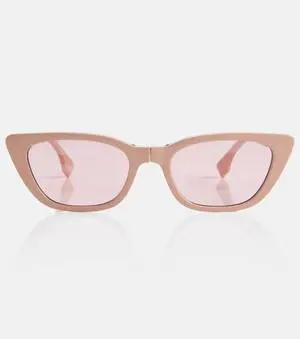 Fendi Cat Eye Sunglasses - Pink