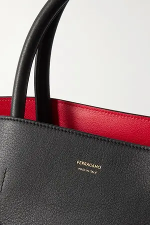 FERRAGAMO Hug Medium Leather Shoulder Bag