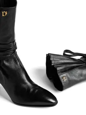 Dsquared2 Logo-plaque Self-tie Leather Boots