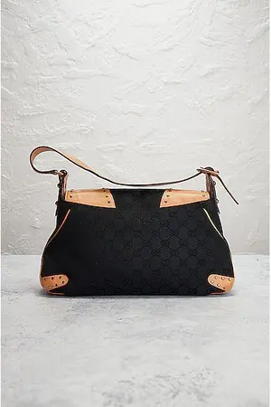 Gucci Canvas Horsebit Shoulder Bag In Black
