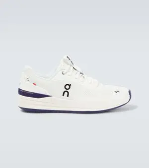 On The Roger Pro Sneakers