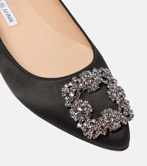 Manolo Blahnik Hangisiflat Embellished Satin Ballet Flats - Black