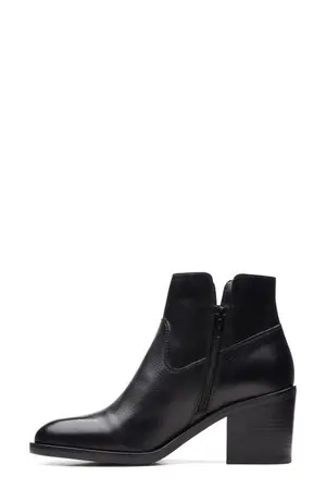 Clarks Valvestino Lo Bootie