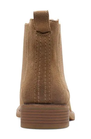 CLARKS(R) Cologne Arlo 2 Chelsea Boot
