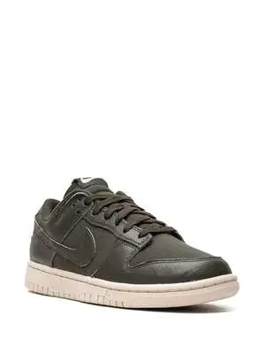 Nike Dunk Low Prm Sneakers - Brown