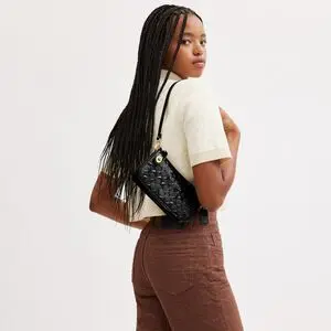 COACH Penn Shoulder Bag In Signature Leather