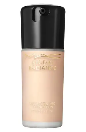MAC COSMETICS Studio Radiance Serum-powered Foundation N32
