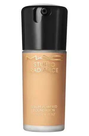 MAC COSMETICS Studio Radiance Serum-powered Foundation Nc40