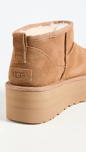 UGG Classic Ultra Mini Platform Boots - Chestnut