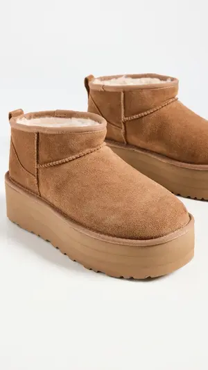 UGG Classic Ultra Mini Platform Boots - Chestnut