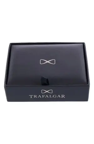 Trafalgar The Kingsley Square Cuff Link & Stud Set