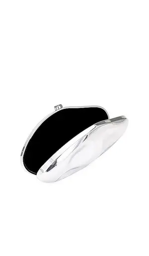 Cult Gaia Caldera Clutch - Shiny Silver