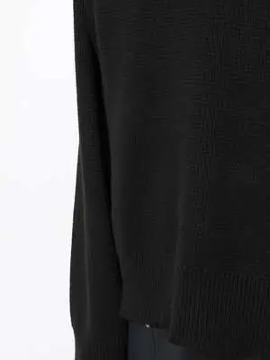 C2H4 Layered Distressed-finish Jumper