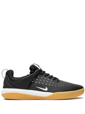 Nike Sb Zoom Nyjah 3 Sneakers - Black