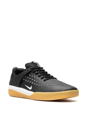 Nike Sb Zoom Nyjah 3 Sneakers - Black