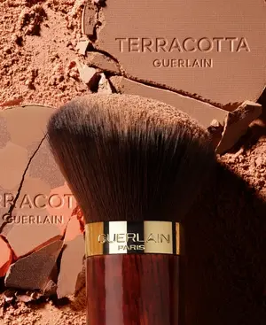 GUERLAIN Terracotta Kabuki Powder Brush