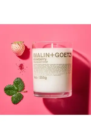 MALIN+GOETZ Strawberry Scented Candle