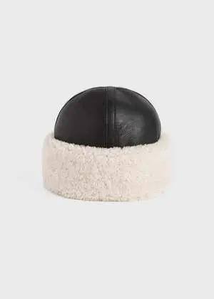 TOTEME Shearling Hat - Black