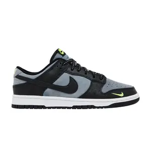 Nike Dunk Low Sneakers