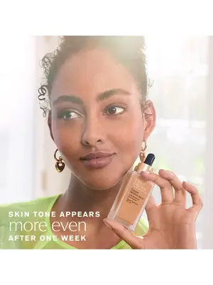 Estée Lauder Futurist Skin Tint Serum Foundation Spf 20 - 8c2 Intense Java