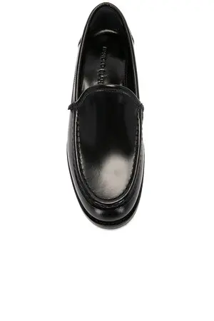Manolo Blahnik Dineguardo Leather Loafer - Black