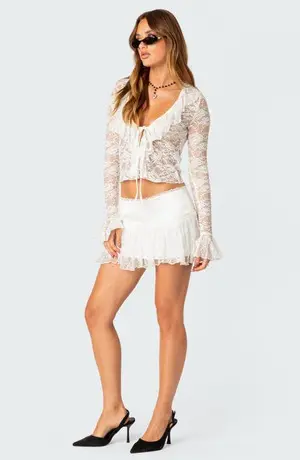 EDIKTED Josalie Tie Front Lace Top