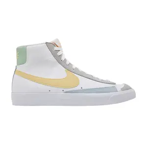 Nike Blazer Mid '77 Vintage Sneakers - White