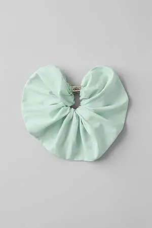 Alo Yoga ALO Bead It Oversized Scrunchie Spearmint
