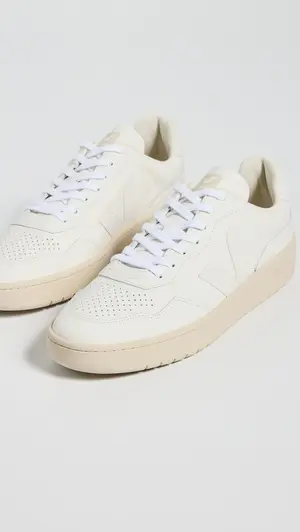 VEJA V-90 Sneakers - Extra White