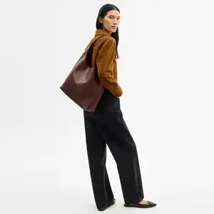 COACH Brooklyn Shoulder Bag 39 - Brass/maple