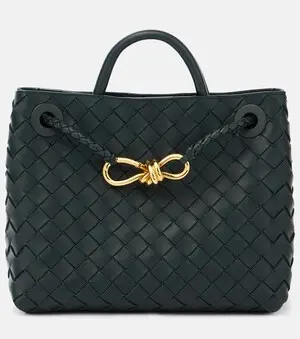 Bottega Veneta Andiamo Small Leather Tote Bag