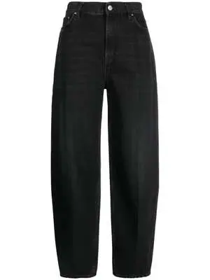 Tapered Leg Jeans