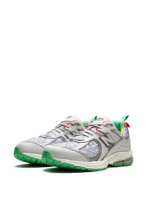 NEW BALANCE X Ganni 2002r Sneakers