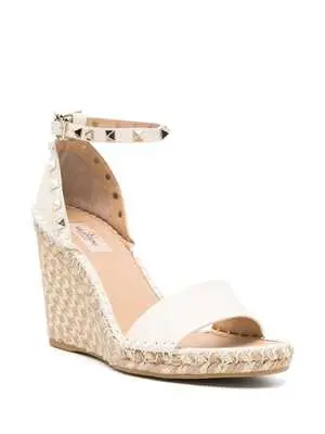 Valentino Garavani Rockstud 105mm Wedge Espadrilles - Neutrals